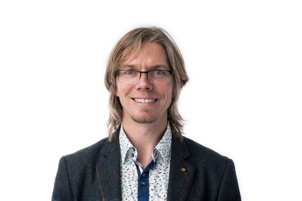 Interdisciplinary Professorial Fellow to develop links between ...