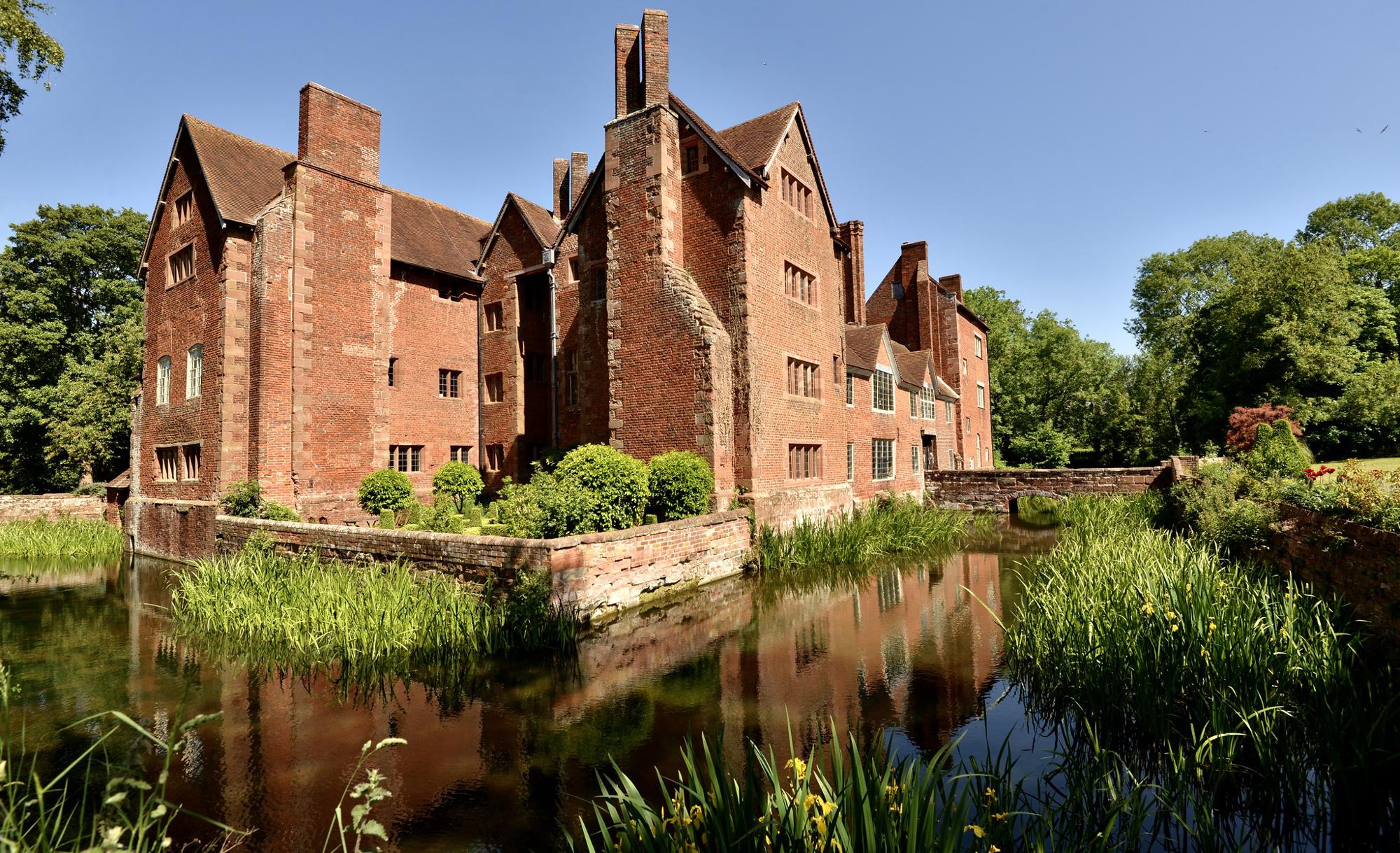 Dr Jonathan Willis to speak at Harvington Hall History Festival ...