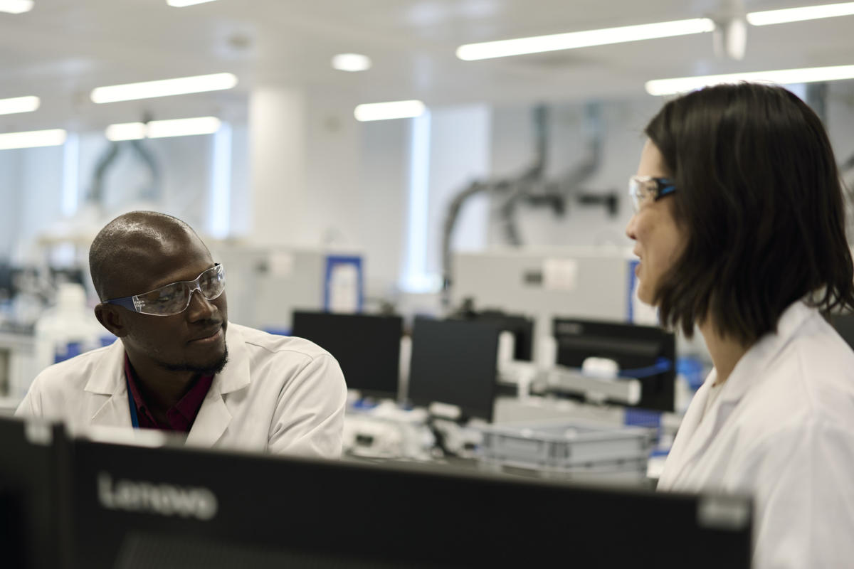 Mendes Research Group: Nanoengineering & Surface Chemistry - University of Birmingham