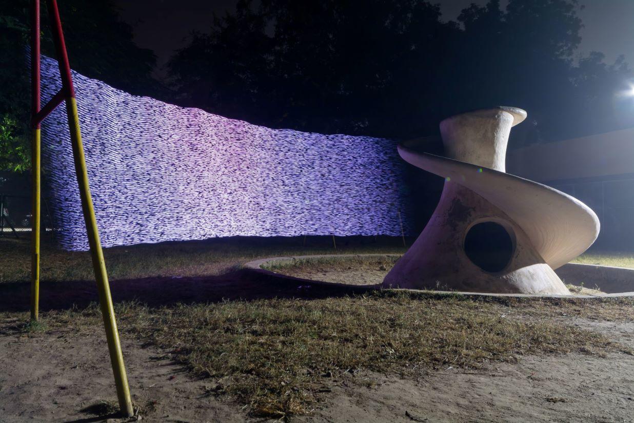 ‘Painting with light’ illuminates photo evidence of air pollution ...