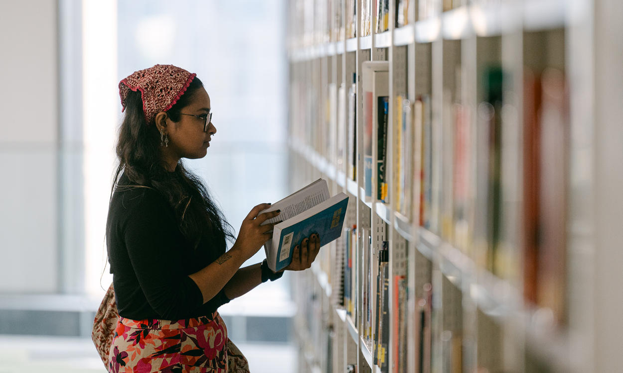 Study English Literature at Birmingham - University of Birmingham